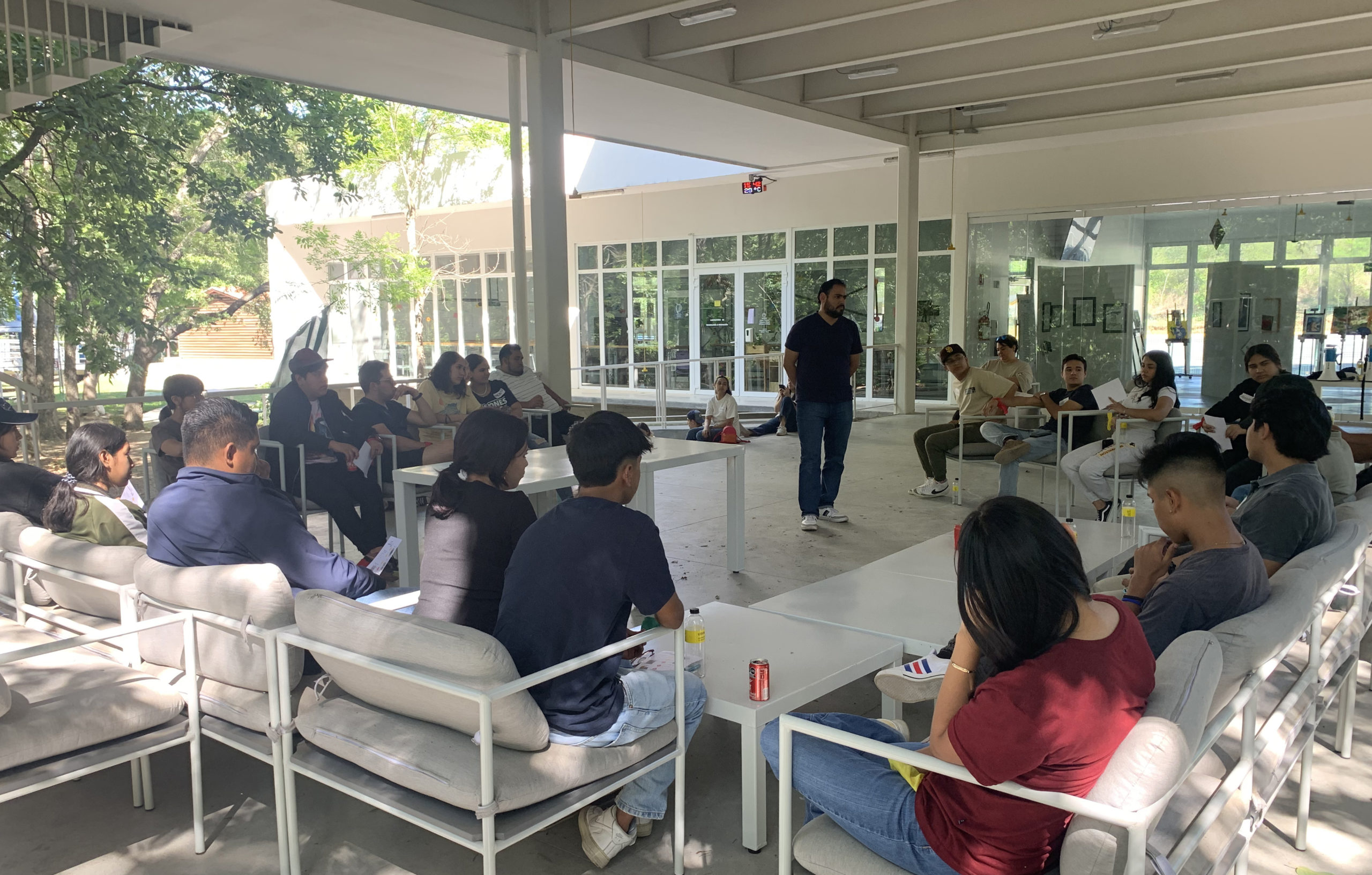 Profesores | UDEM en Casa